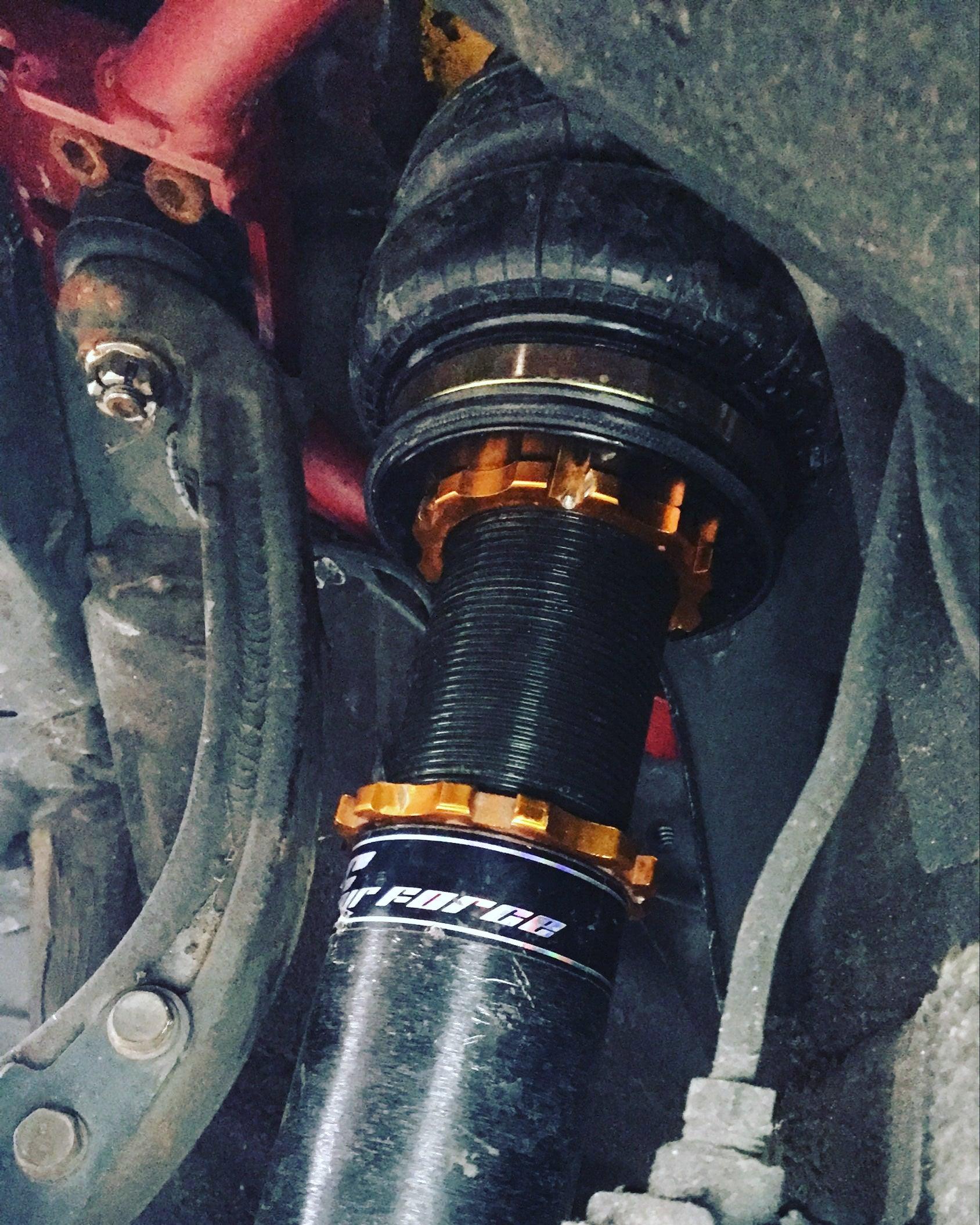 Coilover to Airstrut conversion kit. (Bag over coilover) | C2B suspension